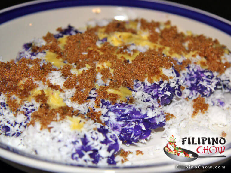 Puto Bumbong - Filipino Chow